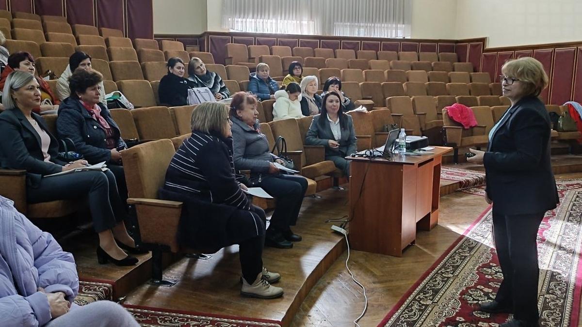 Activitate de informare organizată în cadrul campaniei „Femei informate ...
