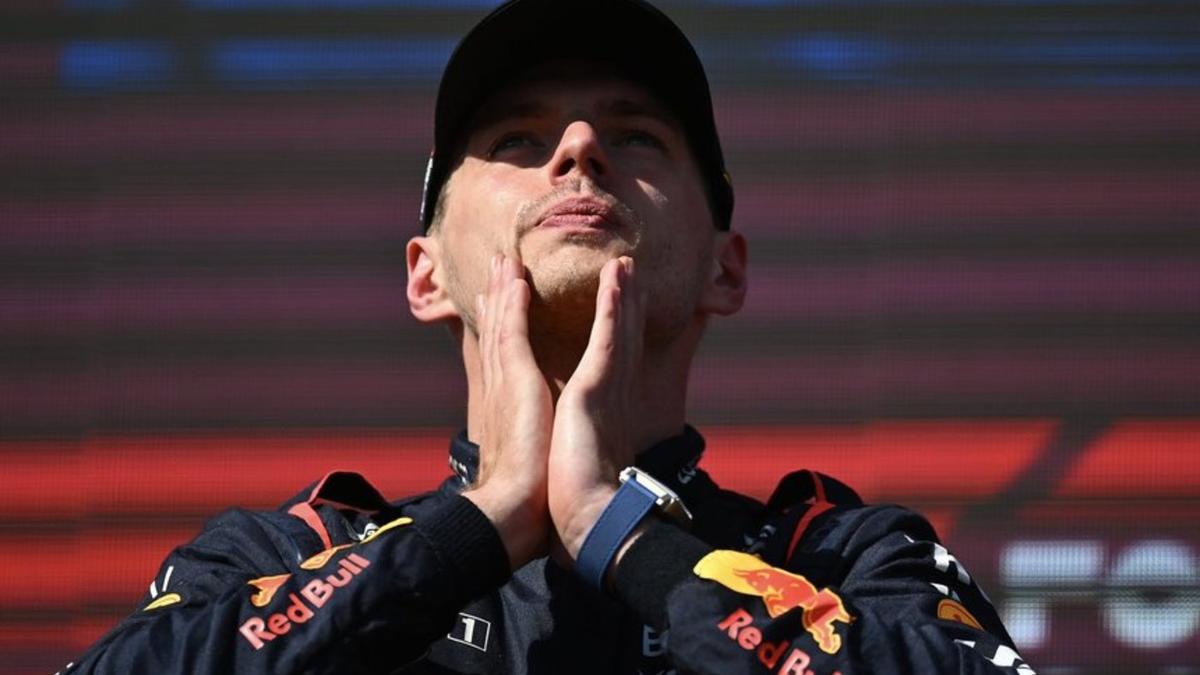 Formula 1: Sancţionat pentru că a înjurat, Max Verstappen va face muncă ...