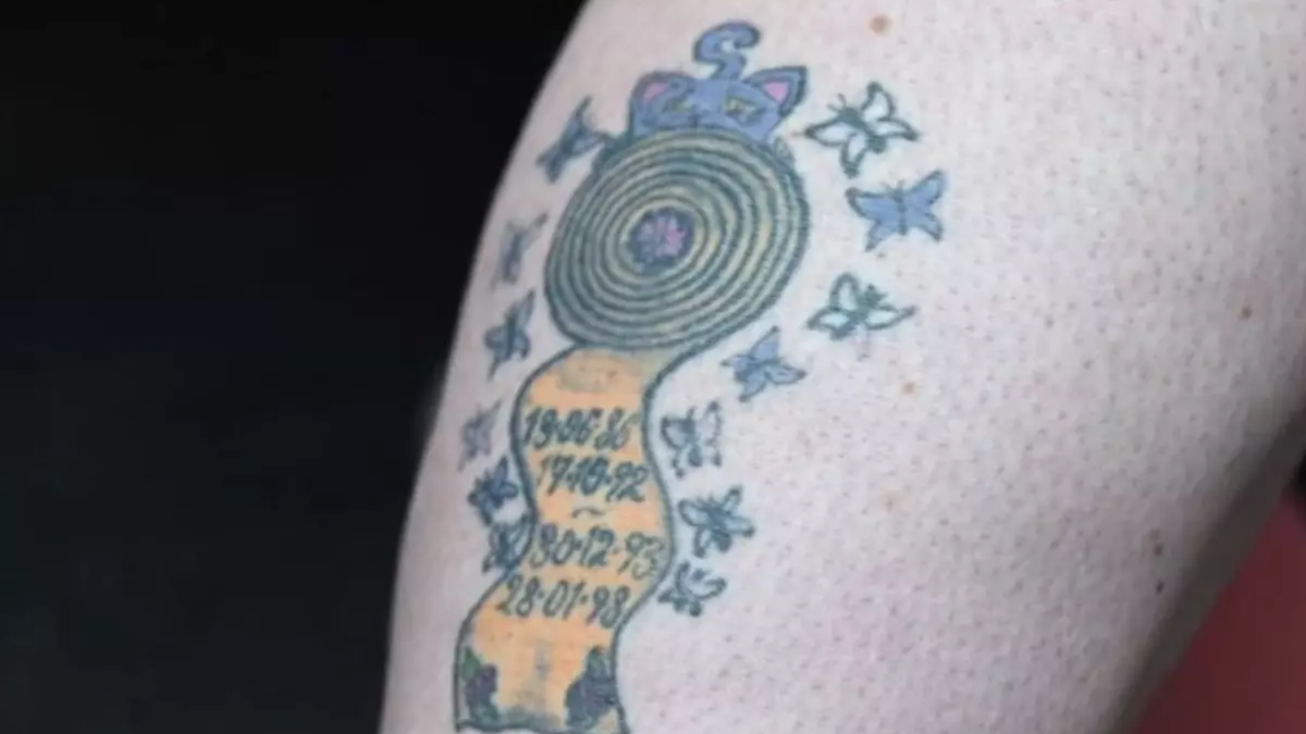 (VIDEO) Motivul inedit pentru care o femeie și-a făcut un tatuaj cu o ...