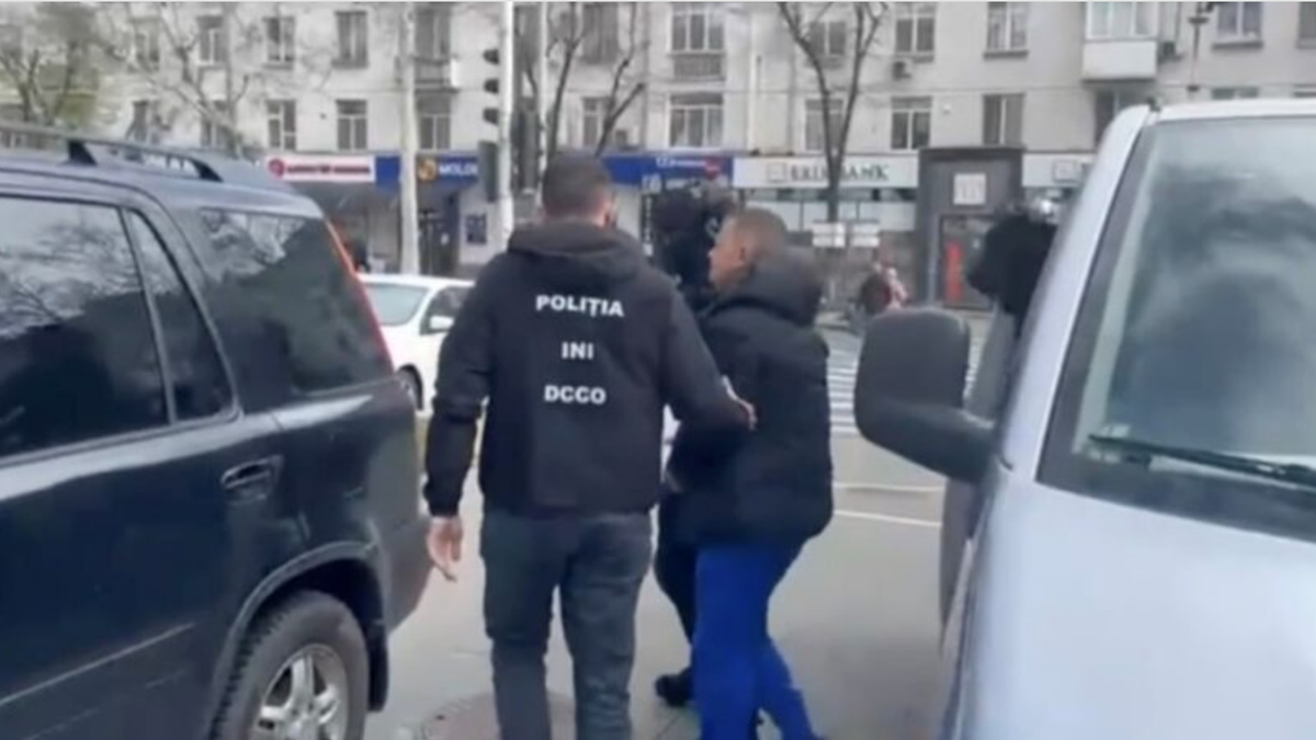Interlopul Sinigur revine în penitenciar, după ce i-a fost anulată ...