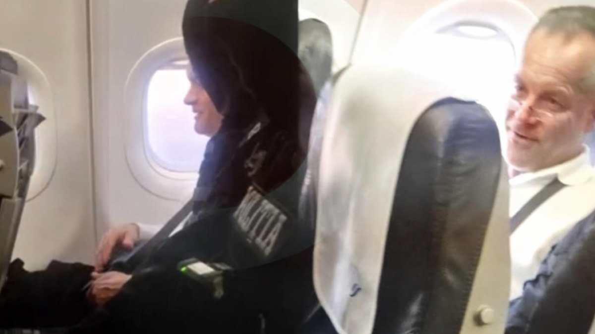 (VIDEO) Cernăuțeanu: Pentru aducerea lui Plahotniuc, în avion au fost ...