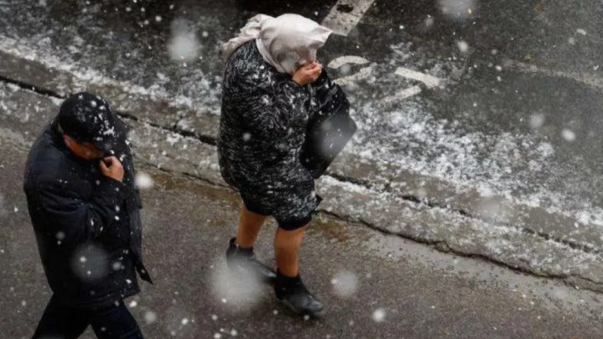Prima ninsoare, așteptată în Moldova în următoarele zile. Noaptea sunt ...