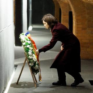 Maia Sandu a vizitat Muzeul masacrului de la Katyn. „Aceste crime au ...